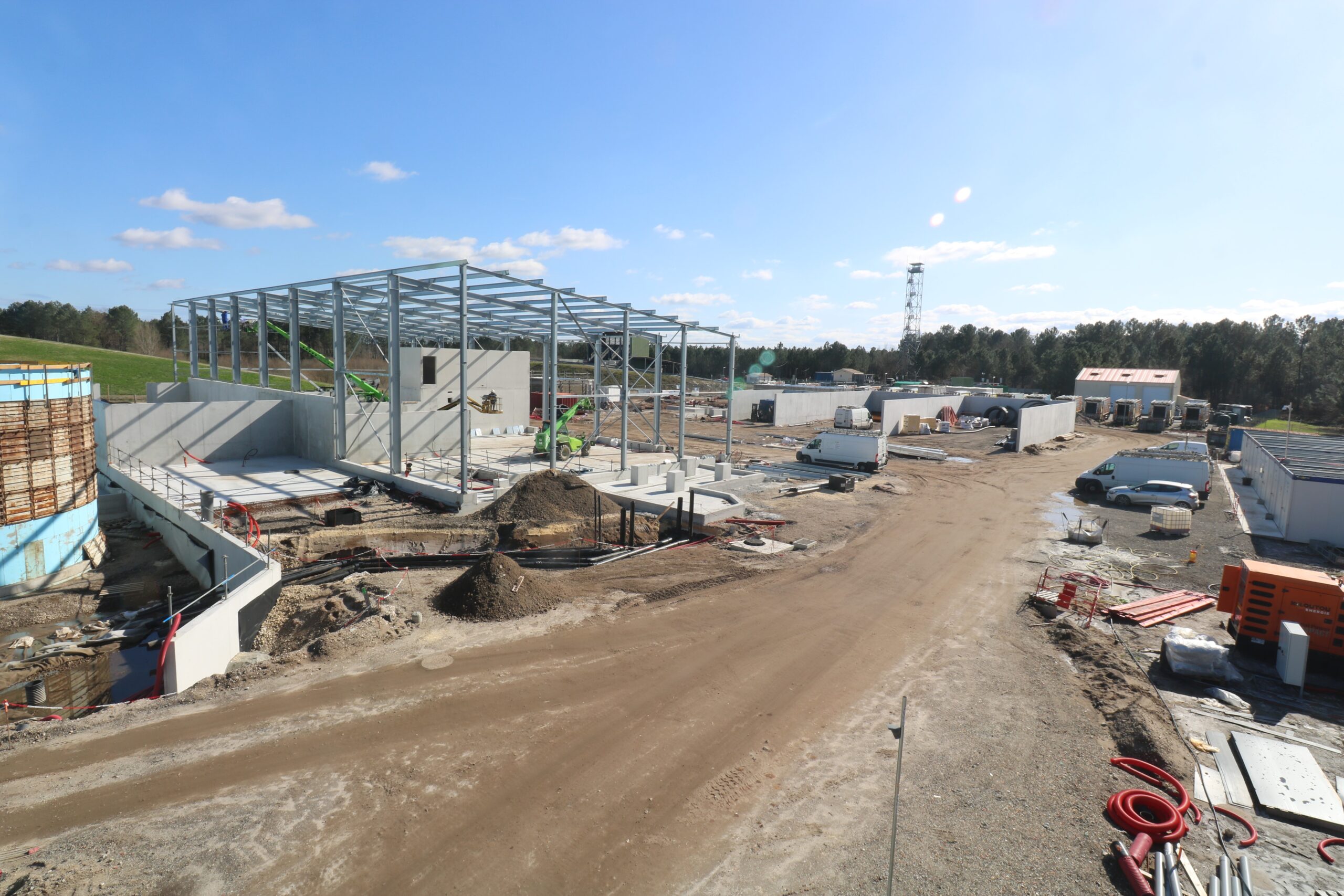 Pose de la 1ère pierre de l’unité de méthanisation Equibio Pays de Buch ...